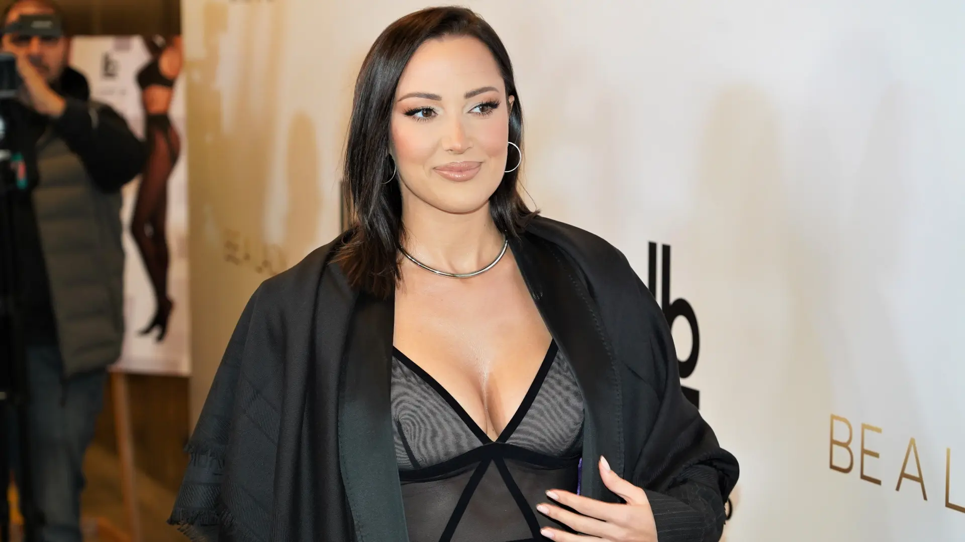 Ovako je Aleksandra Prijović izgledala pre operacija i ekstremne popularnosti: Snimak star 12 godina